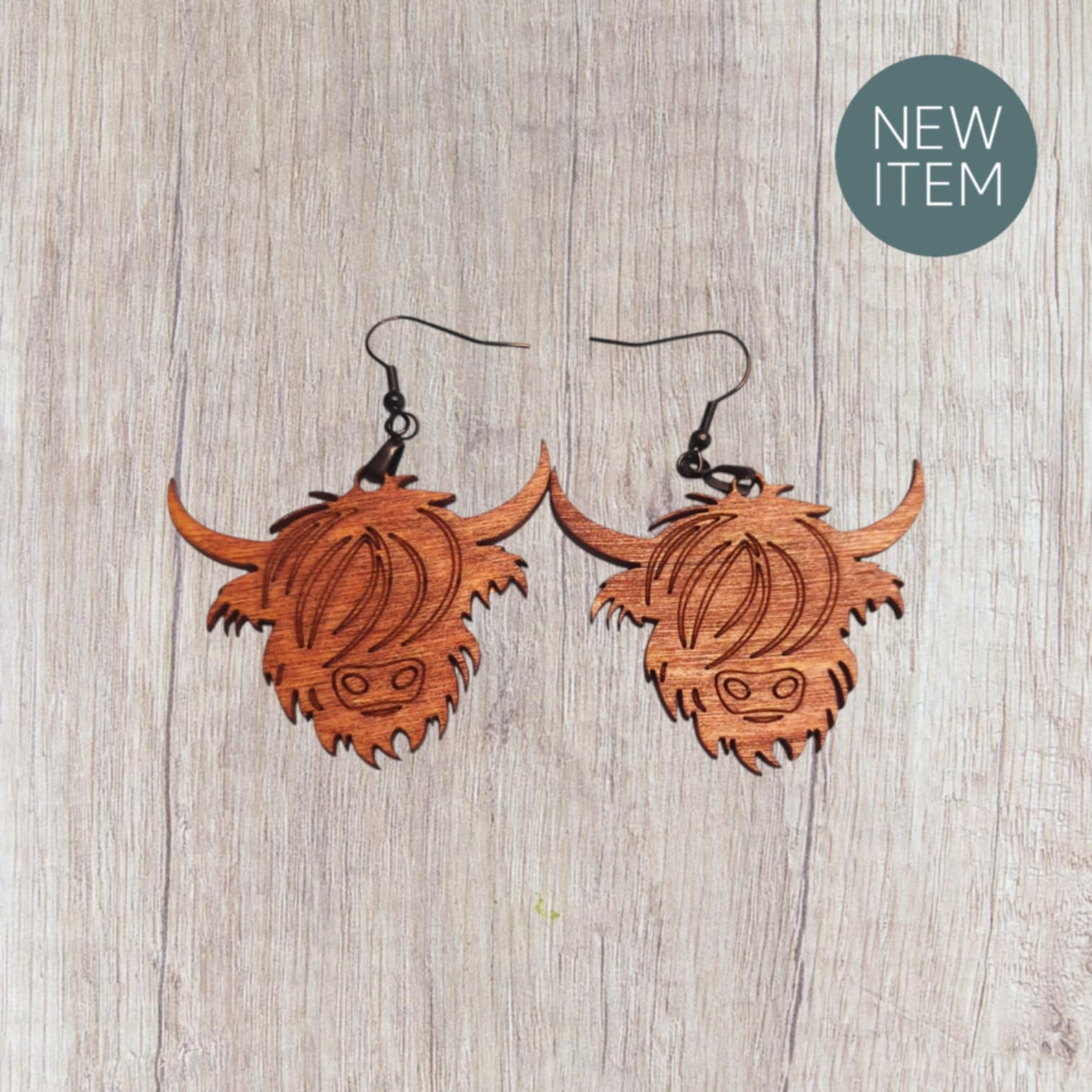 Highland Cow- Dark Stain *HOLIDAY SALE* – Lighthouse Custom Engravers